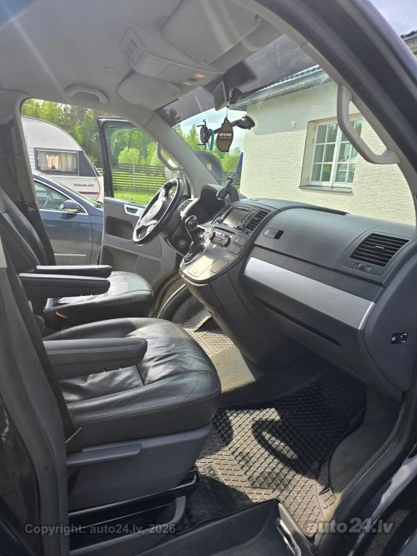 Black Volkswagen Multivan 2012 in Tallinn, with an engine capacity of 2.00 L and mileage of 0 thousand km for 9000 €, photo 8 on AUTOMOTO.COM.LV