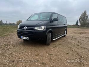 Melns Volkswagen Multivan 2013 Tallina, ar dzinēja tilpumu 2.00 L un nobraukumu 359 tūkst. km par 18000 €, foto 16 vietnē AUTOMOTO.COM.LV