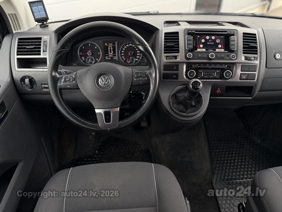 Melns Volkswagen Multivan 2013 Tartu, ar dzinēja tilpumu 2.00 L un nobraukumu 335 tūkst. km par 12300 €, foto 8 vietnē AUTOMOTO.COM.LV