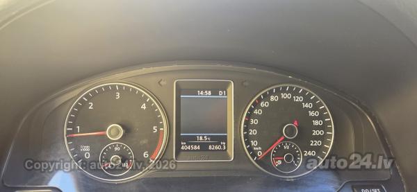 Black Volkswagen Multivan 2013 in Tartu, with an engine capacity of 2.00 L and mileage of 406 thousand km for 14990 €, photo 9 on AUTOMOTO.COM.LV