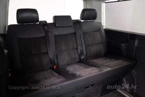 Melns Volkswagen Multivan 2013 Tallina, ar dzinēja tilpumu 2.00 L un nobraukumu 210 tūkst. km par 19999 €, foto 9 vietnē AUTOMOTO.COM.LV