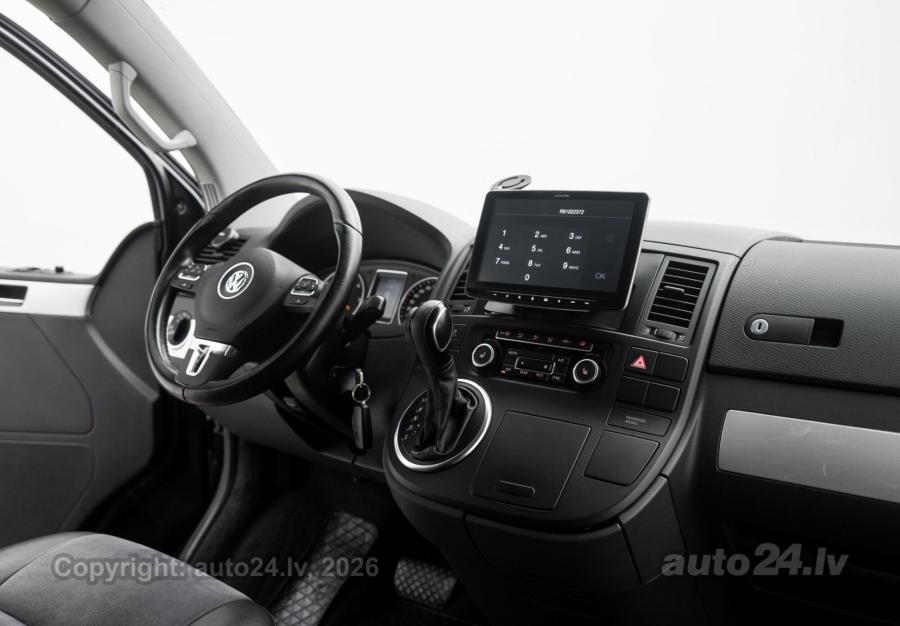 Melns Volkswagen Multivan 2013 Tallina, ar dzinēja tilpumu 2.00 L un nobraukumu 210 tūkst. km par 19999 €, foto 12 vietnē AUTOMOTO.COM.LV