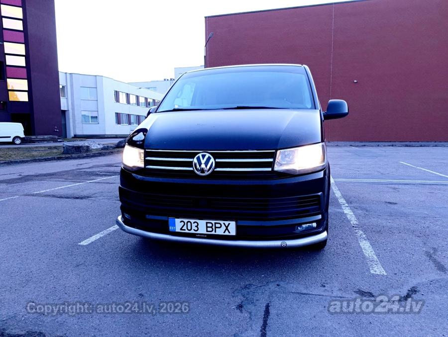 Black Volkswagen Multivan 2016 in Tallinn, with an engine capacity of 2.00 L and mileage of 345 thousand km for 19999 €, photo 6 on AUTOMOTO.COM.LV