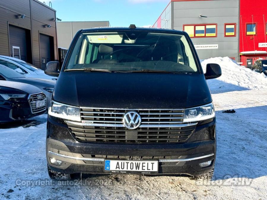 Black Volkswagen Multivan 2020 in Tallinn, with an engine capacity of 2.00 L and mileage of 124 thousand km for 49900 €, photo 3 on AUTOMOTO.COM.LV