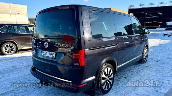 Melns Volkswagen Multivan 2020 Tallina, ar dzinēja tilpumu 2.00 L un nobraukumu 124 tūkst. km par 49900 €, foto 7 vietnē AUTOMOTO.COM.LV