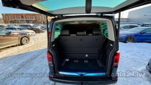 Black Volkswagen Multivan 2020 in Tallinn, with an engine capacity of 2.00 L and mileage of 124 thousand km for 49900 €, photo 26 on AUTOMOTO.COM.LV