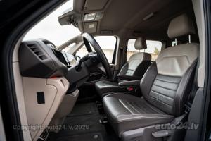 Melns Volkswagen Multivan 2022 Tartu, ar dzinēja tilpumu 1.40 L un nobraukumu 61 tūkst. km par 47900 €, foto 12 vietnē AUTOMOTO.COM.LV