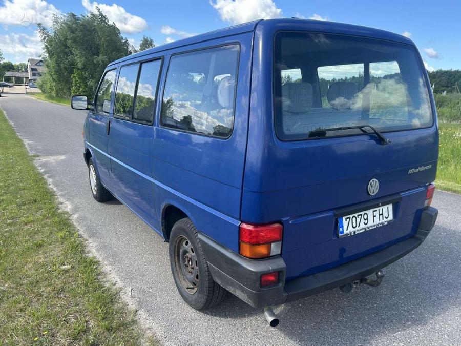 Zils Volkswagen Multivan 1993 Alīta, ar dzinēja tilpumu 2.40 L un nobraukumu 266 tūkst. km par 3100 €, foto 11 vietnē AUTOMOTO.COM.LV