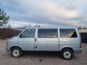 Zils Volkswagen Multivan 1994 Kretinga, ar dzinēja tilpumu 2.40 L un nobraukumu 450 tūkst. km par 1250 €, foto 6 vietnē AUTOMOTO.COM.LV