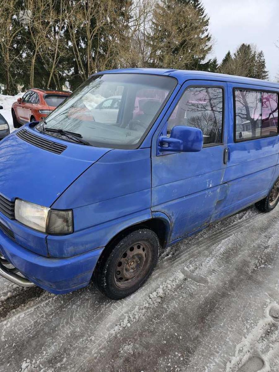 Blue Volkswagen Multivan 1995 in Silale, with an engine capacity of 1.90 L and mileage of 450 thousand km for 1500 €, photo 2 on AUTOMOTO.COM.LV
