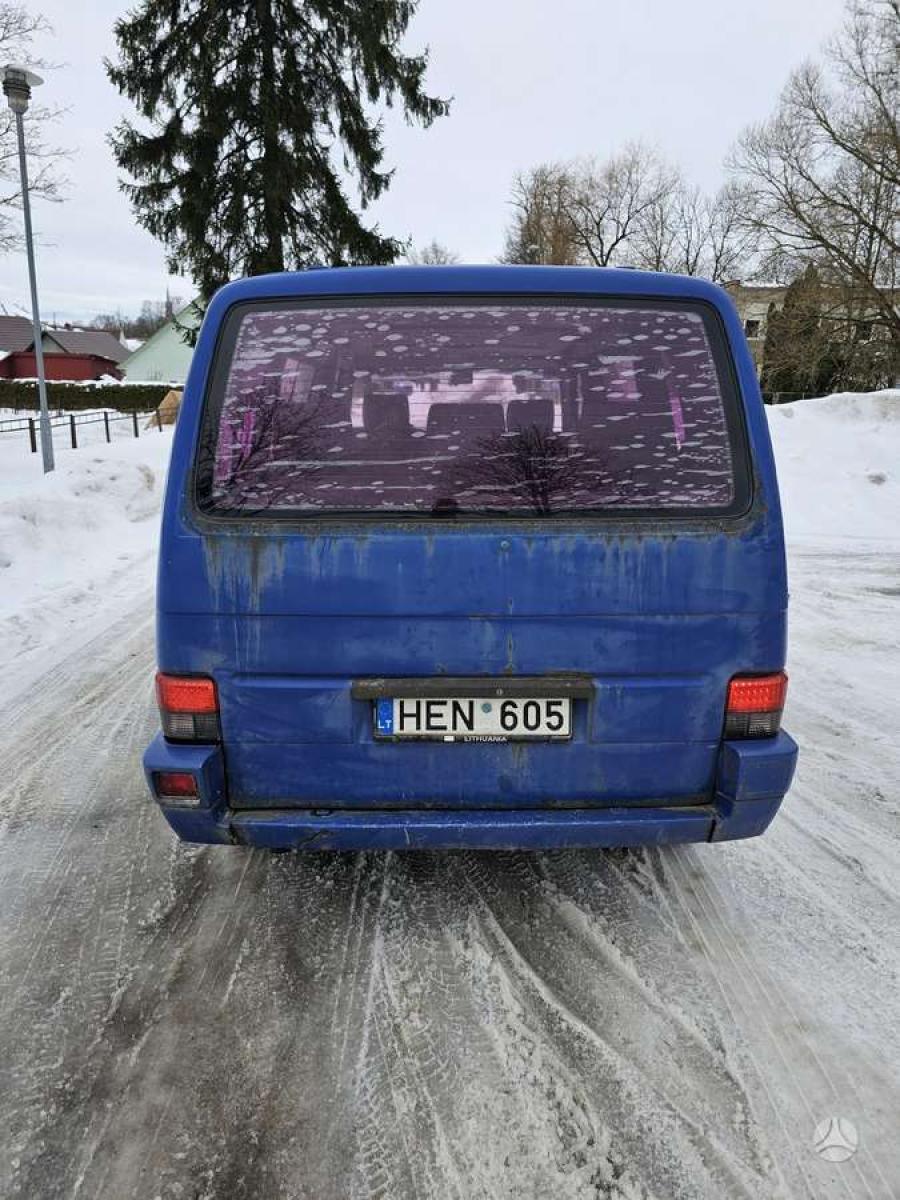 Blue Volkswagen Multivan 1995 in Silale, with an engine capacity of 1.90 L and mileage of 450 thousand km for 1500 €, photo 5 on AUTOMOTO.COM.LV