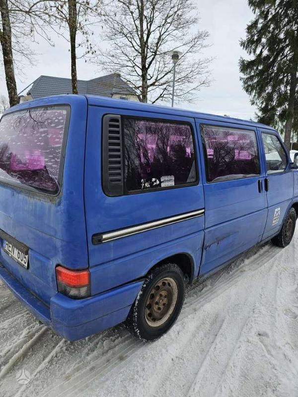 Blue Volkswagen Multivan 1995 in Silale, with an engine capacity of 1.90 L and mileage of 450 thousand km for 1500 €, photo 6 on AUTOMOTO.COM.LV