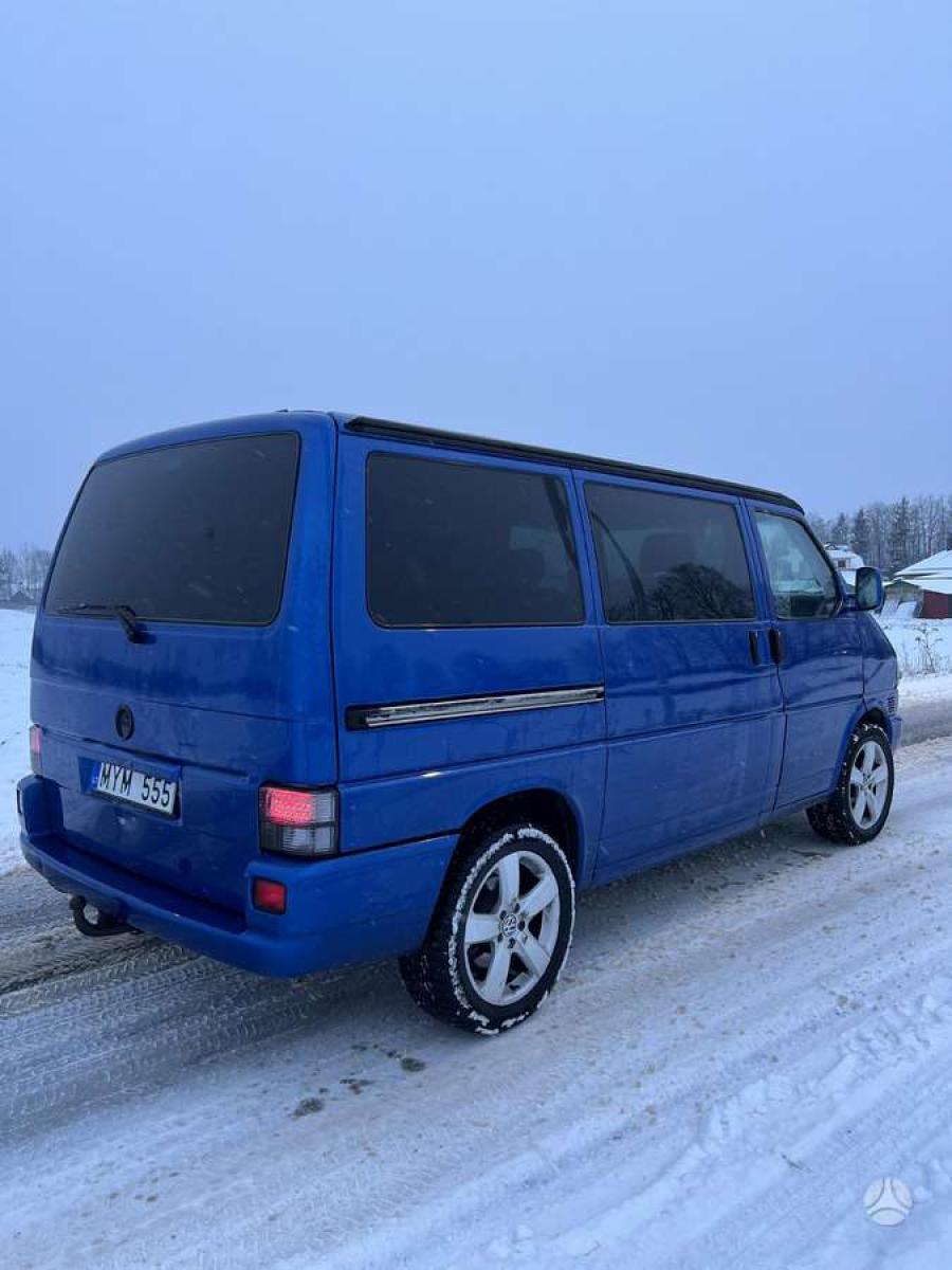 Zils Volkswagen Multivan 1999 Šalčininkai, ar dzinēja tilpumu 2.50 L un nobraukumu 470 tūkst. km par 4200 €, foto 3 vietnē AUTOMOTO.COM.LV
