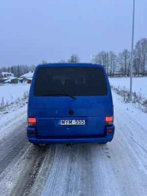 Zils Volkswagen Multivan 1999 Šalčininkai, ar dzinēja tilpumu 2.50 L un nobraukumu 470 tūkst. km par 4200 €, foto 5 vietnē AUTOMOTO.COM.LV