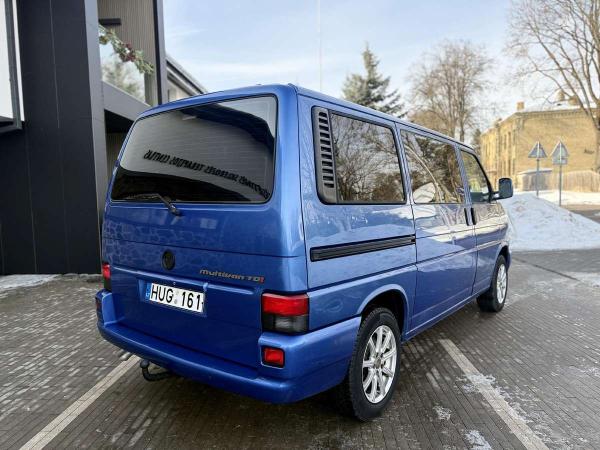 Zils Volkswagen Multivan 1999 Viļņa, ar dzinēja tilpumu 2.50 L un nobraukumu 421 tūkst. km par 6350 €, foto 5 vietnē AUTOMOTO.COM.LV