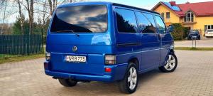 Blue Volkswagen Multivan 2000 in Vilnius, with an engine capacity of 2.50 L and mileage of 401 thousand km for 7000 €, photo 5 on AUTOMOTO.COM.LV