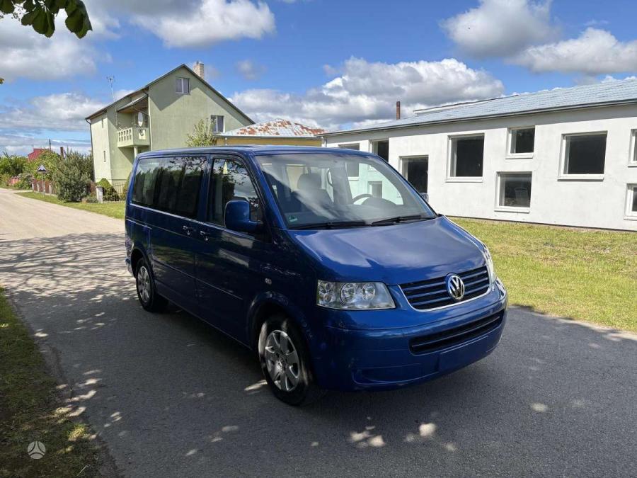 Zils Volkswagen Multivan 2004 Jurbarkas, ar dzinēja tilpumu 2.46 L un nobraukumu 265 tūkst. km par 5900 €, foto 7 vietnē AUTOMOTO.COM.LV