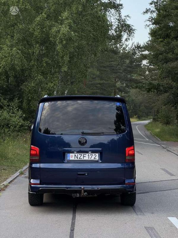 Zils Volkswagen Multivan 2007 Klaipėda, ar dzinēja tilpumu 2.46 L un nobraukumu 292 tūkst. km par 8200 €, foto 4 vietnē AUTOMOTO.COM.LV