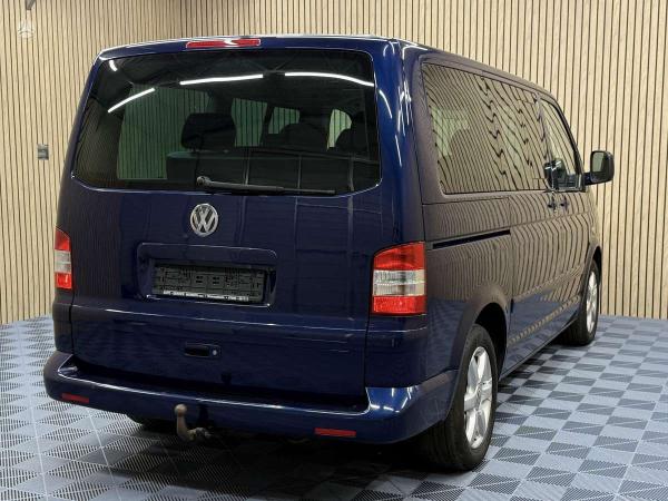 Blue Volkswagen Multivan 2008 in Marijampole, with an engine capacity of 2.46 L and mileage of 217 thousand km for 9750 €, photo 7 on AUTOMOTO.COM.LV
