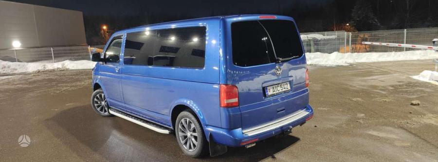 Zils Volkswagen Multivan 2015 Viļņa, ar dzinēja tilpumu 1.97 L un nobraukumu 295 tūkst. km par 14950 €, foto 5 vietnē AUTOMOTO.COM.LV