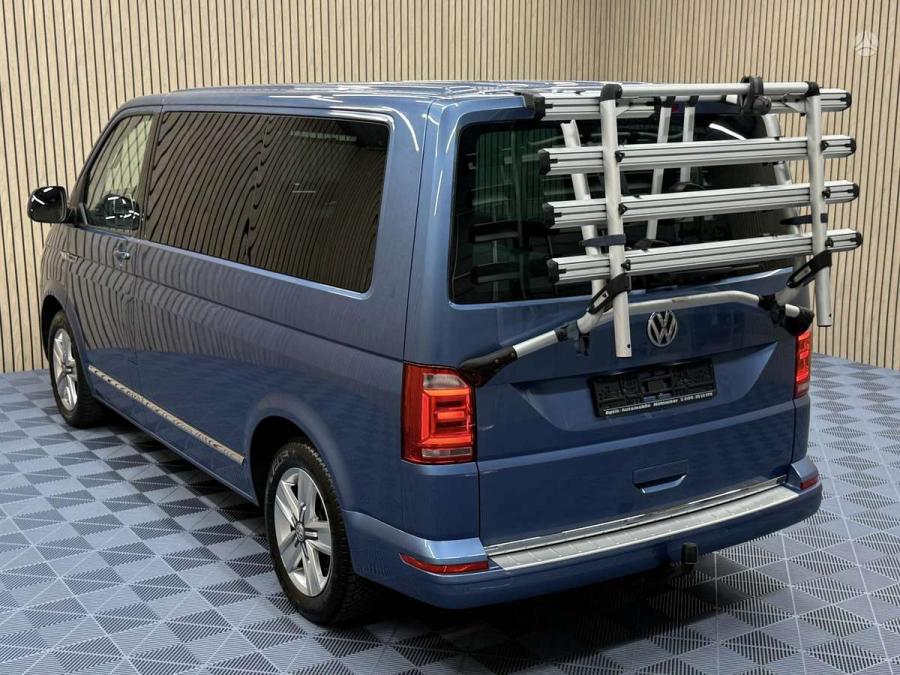 Zils Volkswagen Multivan 2015 Marijampole, ar dzinēja tilpumu 1.97 L un nobraukumu 229 tūkst. km par 23350 €, foto 11 vietnē AUTOMOTO.COM.LV