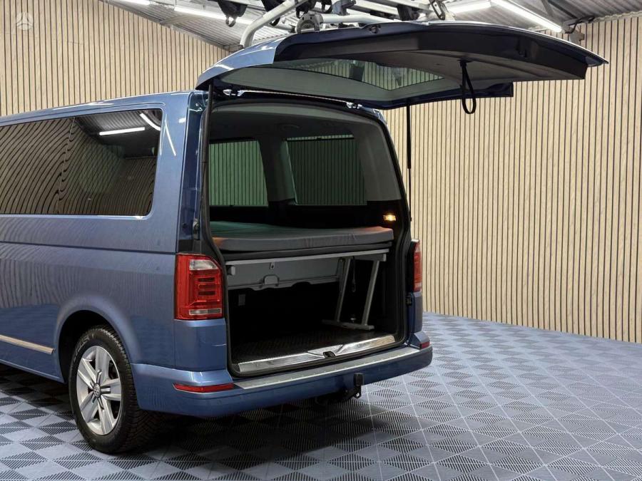 Zils Volkswagen Multivan 2015 Marijampole, ar dzinēja tilpumu 1.97 L un nobraukumu 229 tūkst. km par 23350 €, foto 14 vietnē AUTOMOTO.COM.LV