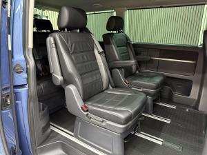 Zils Volkswagen Multivan 2015 Marijampole, ar dzinēja tilpumu 1.97 L un nobraukumu 229 tūkst. km par 23350 €, foto 20 vietnē AUTOMOTO.COM.LV