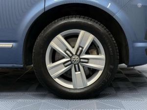 Zils Volkswagen Multivan 2015 Marijampole, ar dzinēja tilpumu 1.97 L un nobraukumu 229 tūkst. km par 23350 €, foto 43 vietnē AUTOMOTO.COM.LV