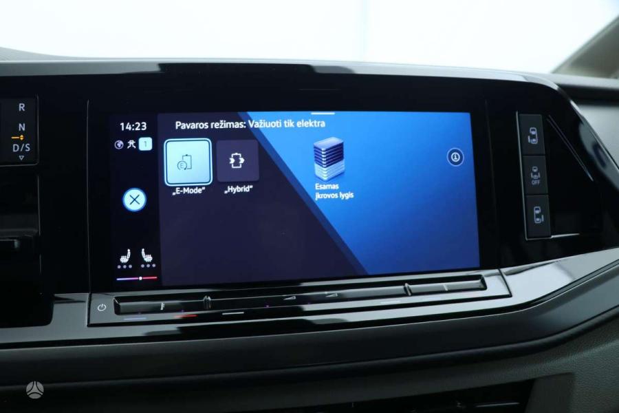 Синий Фольксваген Мультиван 2022 в Вильнюс, объемом двигателя 1.40 л и пробегом 111 тыс. км за 39690 €, фото 26 на AUTOMOTO.COM.LV