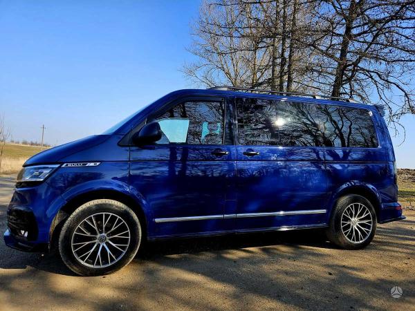 Volkswagen Multivan 2023 Kaišiadorys vietnē Zils Volkswagen Multivan 2023 Kaišiadorys, ar dzinēja tilpumu 2.00 L un nobraukumu 50 tūkst. km par 30500 €, foto 1 vietnē AUTOMOTO.COM.LV