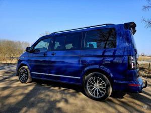 Blue Volkswagen Multivan 2023 in Kaisiadorys, with an engine capacity of 2.00 L and mileage of 50 thousand km for 30500 €, photo 3 on AUTOMOTO.COM.LV