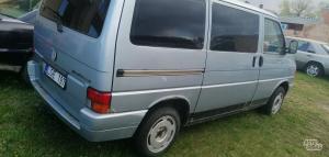 Blue Volkswagen Multivan 1994 in Alytus, with an engine capacity of 2.40 L and mileage of 450 thousand km for 1350 €, photo 5 on AUTOMOTO.COM.LV