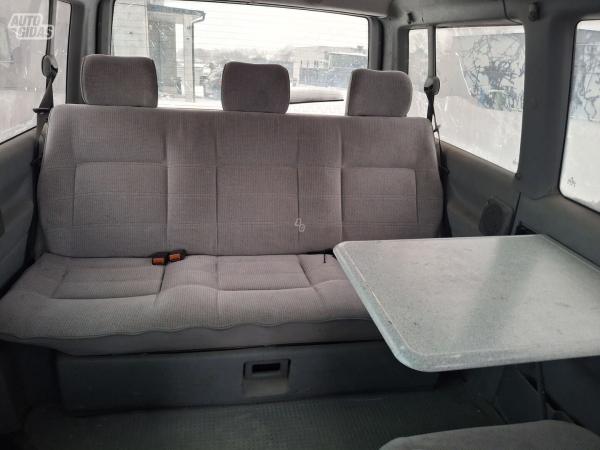 Zils Volkswagen Multivan 1994 Alīta, ar dzinēja tilpumu 2.40 L un nobraukumu 450 tūkst. km par 1350 €, foto 8 vietnē AUTOMOTO.COM.LV