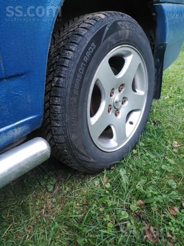 Zils Volkswagen Multivan 1996 Rīga, ar dzinēja tilpumu 2.50 L un nobraukumu 360 tūkst. km par 1900 €, foto 6 vietnē AUTOMOTO.COM.LV