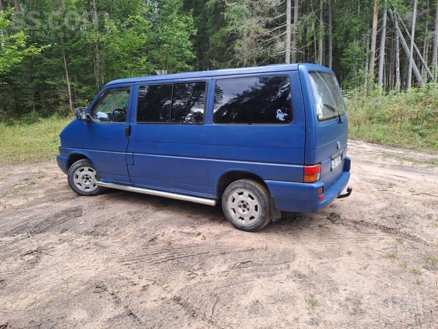 Zils Volkswagen Multivan 1996 Rīga, ar dzinēja tilpumu 2.50 L un nobraukumu 361 tūkst. km par 2550 €, foto 8 vietnē AUTOMOTO.COM.LV