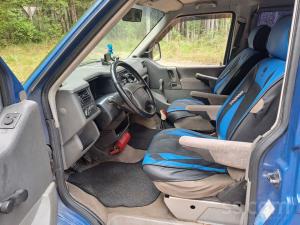 Zils Volkswagen Multivan 1996 Rīga, ar dzinēja tilpumu 2.50 L un nobraukumu 361 tūkst. km par 2550 €, foto 11 vietnē AUTOMOTO.COM.LV