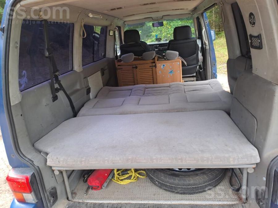 Zils Volkswagen Multivan 1996 Rīga, ar dzinēja tilpumu 2.50 L un nobraukumu 361 tūkst. km par 2550 €, foto 14 vietnē AUTOMOTO.COM.LV