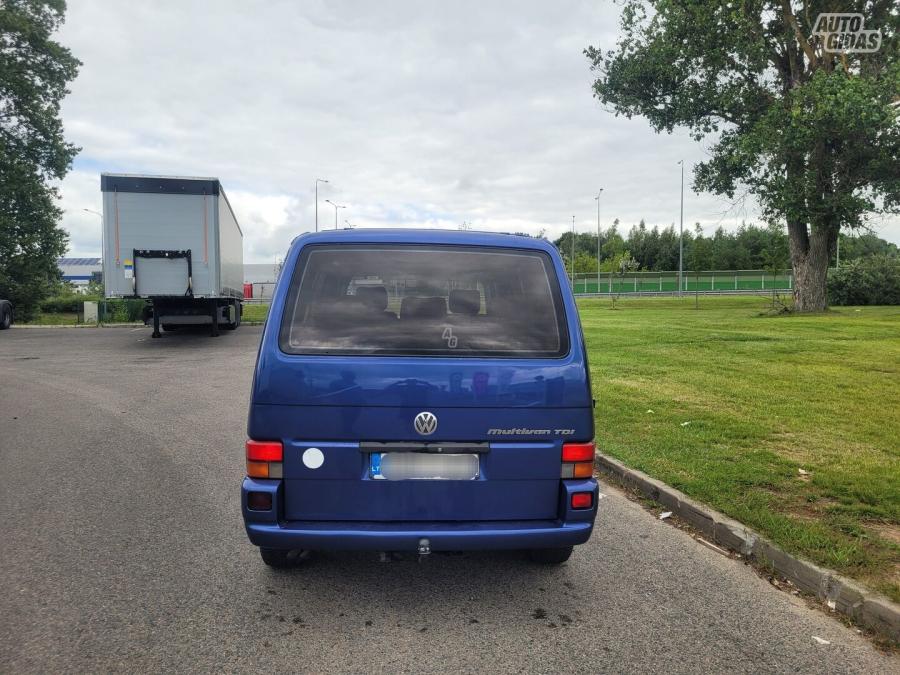 Blue Volkswagen Multivan 1998 in Vilnius, with an engine capacity of 2.50 L and mileage of 346 thousand km for 4650 €, photo 8 on AUTOMOTO.COM.LV