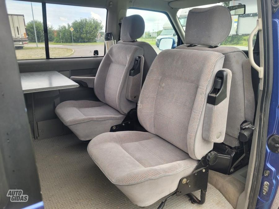 Blue Volkswagen Multivan 1998 in Vilnius, with an engine capacity of 2.50 L and mileage of 346 thousand km for 4650 €, photo 12 on AUTOMOTO.COM.LV