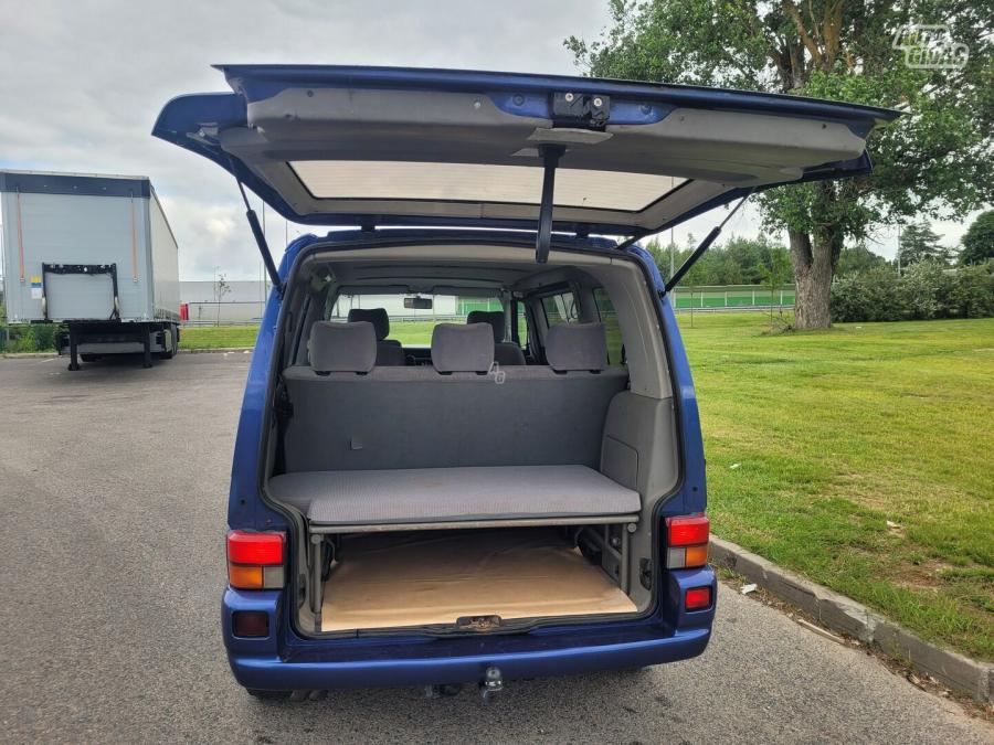 Blue Volkswagen Multivan 1998 in Vilnius, with an engine capacity of 2.50 L and mileage of 346 thousand km for 4650 €, photo 19 on AUTOMOTO.COM.LV