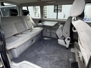 Zils Volkswagen Multivan 2000 Daugavpils, ar dzinēja tilpumu 2.50 L un nobraukumu 326 tūkst. km par 5270 €, foto 21 vietnē AUTOMOTO.COM.LV