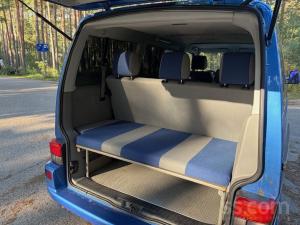 Blue Volkswagen Multivan 2001 in Riga, with an engine capacity of 2.50 L and mileage of 446 thousand km for 7200 €, photo 9 on AUTOMOTO.COM.LV