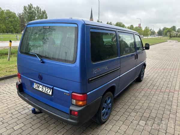 Zils Volkswagen Multivan 2002 Rīga, ar dzinēja tilpumu 2.50 L un nobraukumu 502 tūkst. km par 6100 €, foto 8 vietnē AUTOMOTO.COM.LV