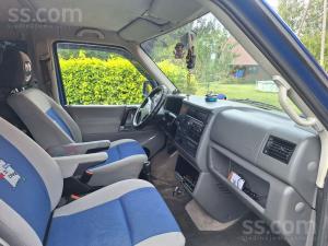 Zils Volkswagen Multivan 2002 Rīga, ar dzinēja tilpumu 2.50 L un nobraukumu 460 tūkst. km par 7500 €, foto 11 vietnē AUTOMOTO.COM.LV