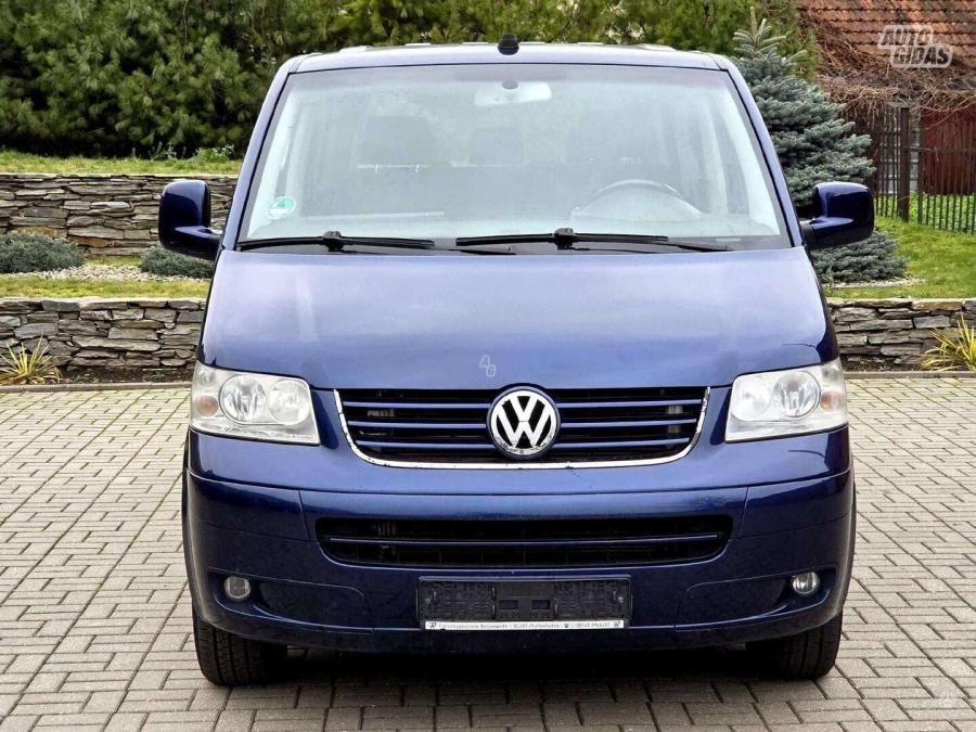 Zils Volkswagen Multivan 2003 Viļņa, ar dzinēja tilpumu 2.50 L un nobraukumu 333 tūkst. km par 7450 €, foto 13 vietnē AUTOMOTO.COM.LV