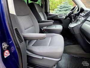 Zils Volkswagen Multivan 2003 Viļņa, ar dzinēja tilpumu 2.50 L un nobraukumu 333 tūkst. km par 7450 €, foto 22 vietnē AUTOMOTO.COM.LV