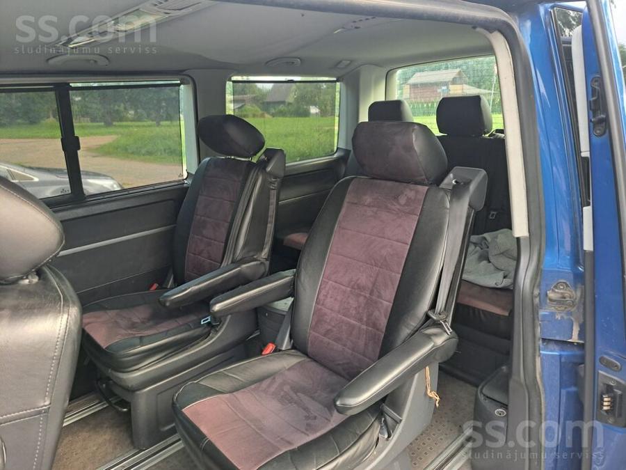 Blue Volkswagen Multivan 2003 in Valmiera, with an engine capacity of 2.50 L and mileage of 500 thousand km for 5500 €, photo 6 on AUTOMOTO.COM.LV