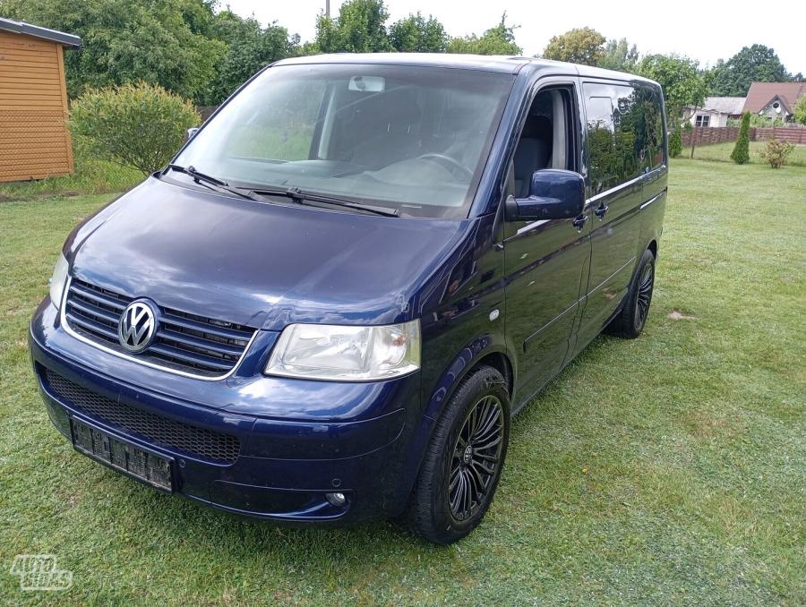 Blue Volkswagen Multivan 2004 in Jurbarkas, with an engine capacity of 2.50 L and mileage of 360 thousand km for 3600 €, photo 8 on AUTOMOTO.COM.LV
