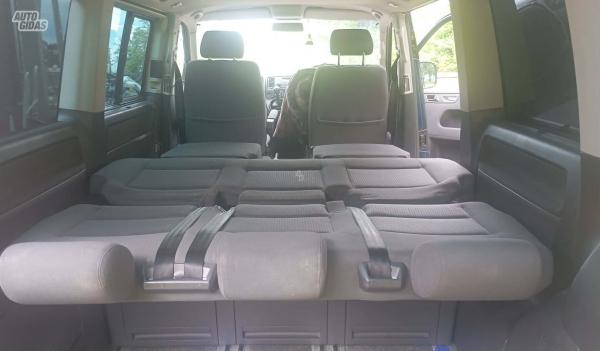 Blue Volkswagen Multivan 2004 in Jurbarkas, with an engine capacity of 2.50 L and mileage of 360 thousand km for 3600 €, photo 9 on AUTOMOTO.COM.LV