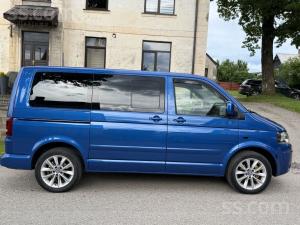 Blue Volkswagen Multivan 2005 in Valmiera, with an engine capacity of 2.50 L and mileage of 267 thousand km for 6350 €, photo 12 on AUTOMOTO.COM.LV